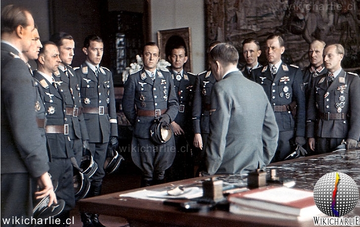 Adolf Hitler - WikicharliE